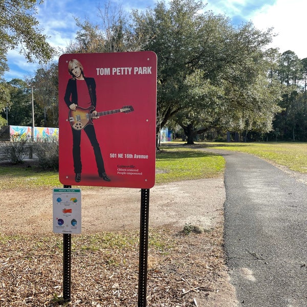 Festival Day 4 – Duckpond | Sarah's Sweetwater Greenway Loop Festival